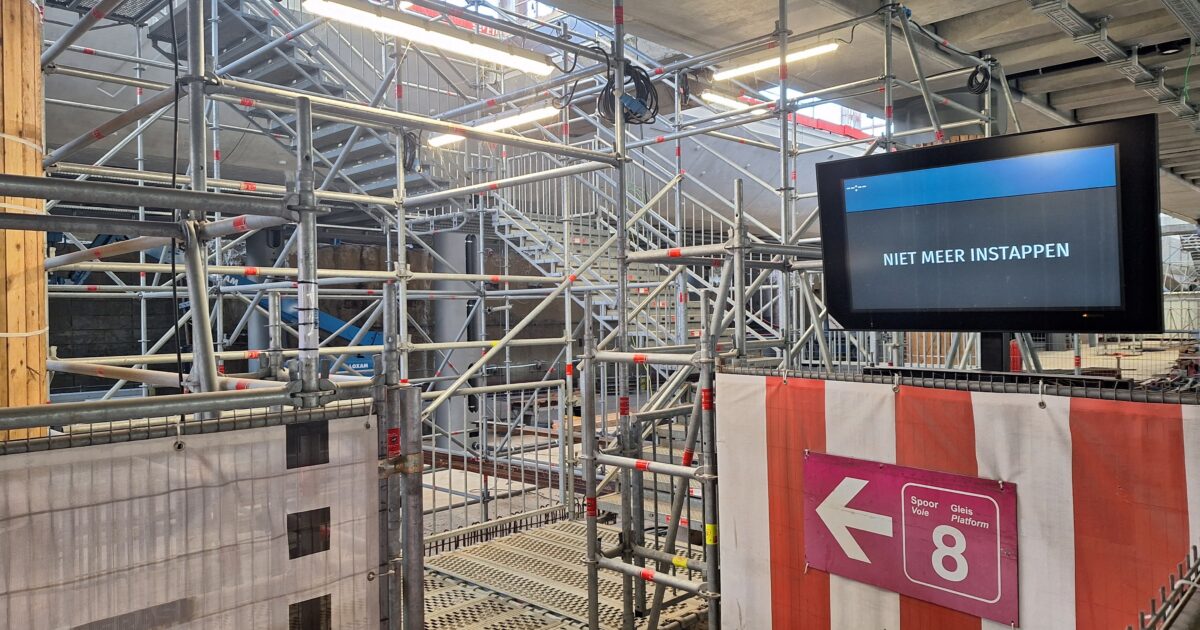 Project Gent Sint-Pieters | Trap naar perron 8 wordt verplaatst